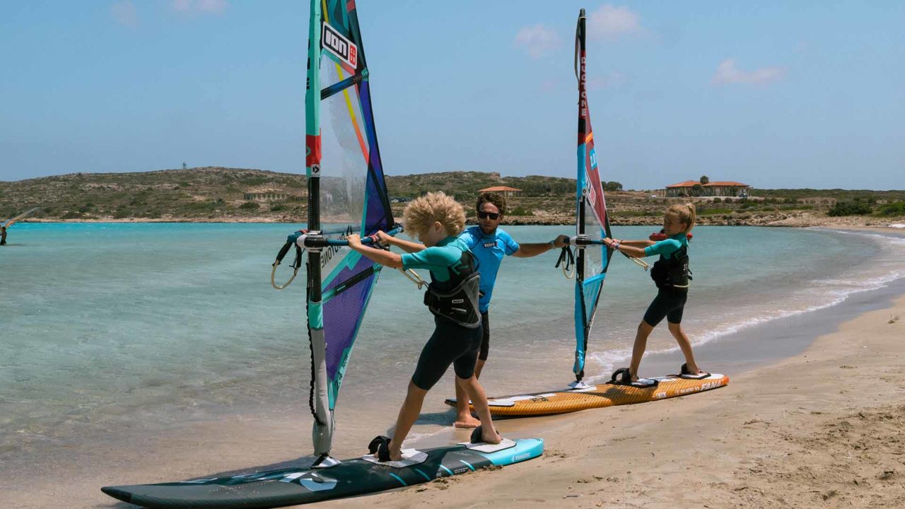 Windsurf Lessons - ION CLUB