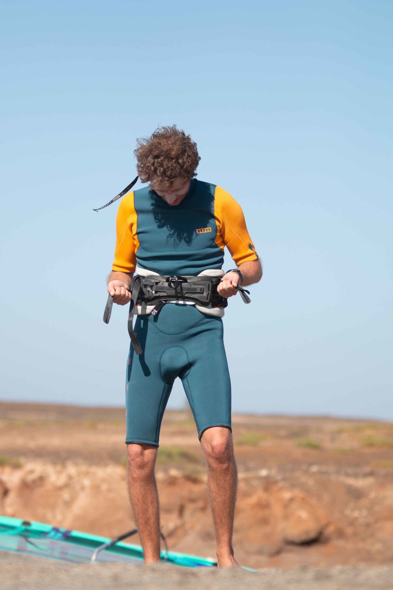 How to choose a windsurfing harness?